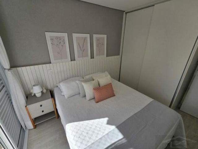 APARTAMENTO REFORMADO