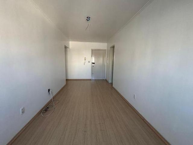 APARTAMENTO REFORMADO 2 DORMITÓRIOS EM BAIRRO SÃO PELEGRINO CAXIAS DO SUL
