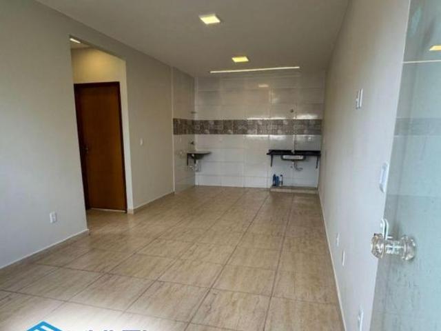 Apartamento reformado 2 quartos Ótima oportunidade