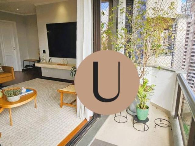 Apartamento reformado! 4 dts, 3 vagas, lazer. Morumbi!