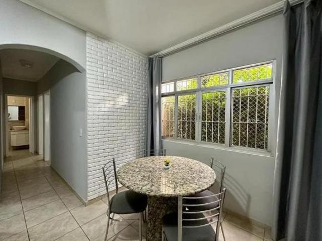 Apartamento reformado, 57 metros quadrados 2 quartos, térreo, 1 vaga