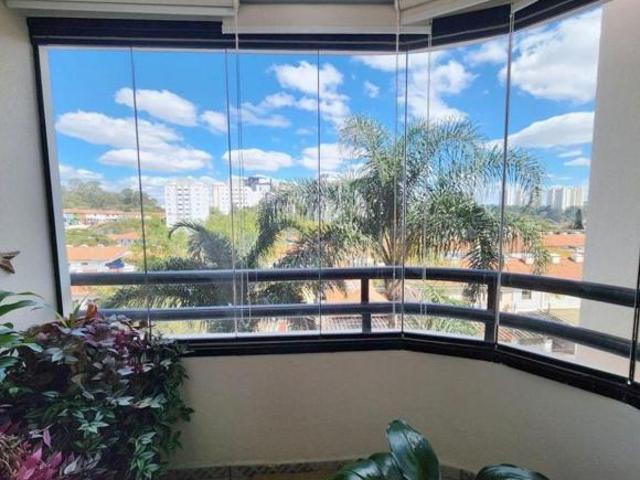 Apartamento reformado, 75m², 02 vagas, suíte Butantã