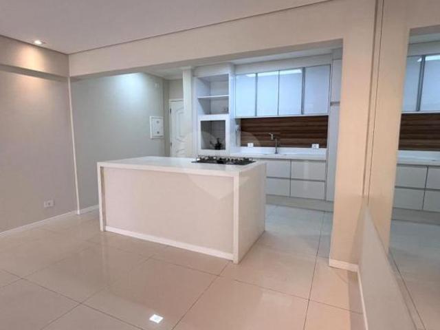 Apartamento Reformado | 92 m² | Suíte com Closet | 2 Vagas Vila Romana