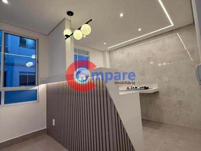 Apartamento Reformado com Acabamento Moderno, com 2 dormitórios e 1 vaga de garagem no condomínio Pa