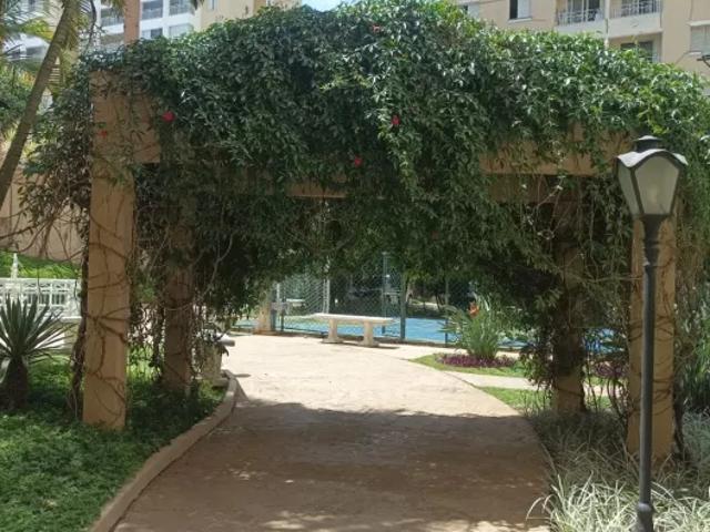 Apartamento reformado com armários perto do metrô Vila Prudente