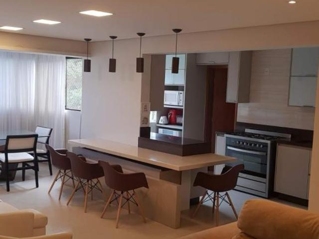 Apartamento REFORMADO com arquiteto, de ótimo bom gosto