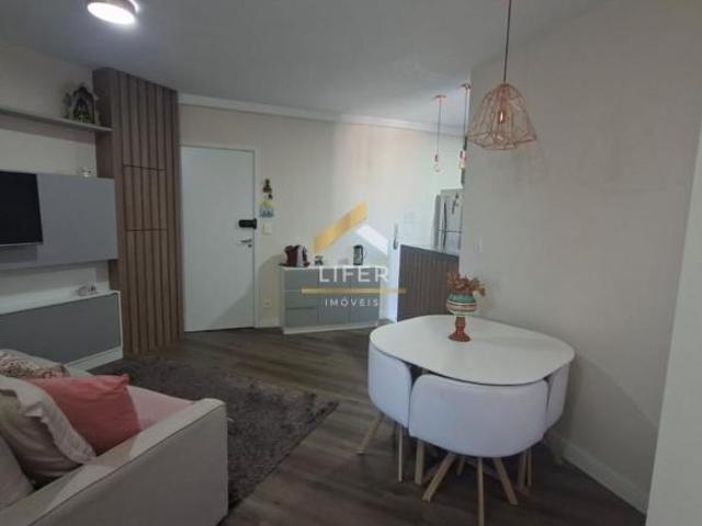 Apartamento Reformado com Suíte à Venda no Altos da Bela Vista