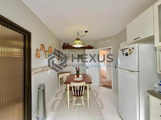 Apartamento com varanda vista mar e lazer na beira mar no Morro Sorocotuba na En