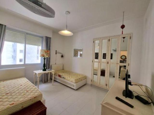 Apartamento Reformado com Vista Panorâmica para o Mar à Venda em Pitangueiras – Guarujá/SP