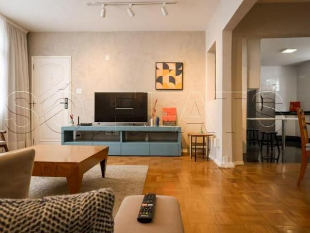 Apartamento reformado com 02 dormitórios no Itaim Bibi
