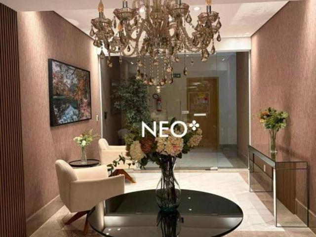 Apartamento reformado com 02 dormitórios, suíte e lazer completo à venda em Santos