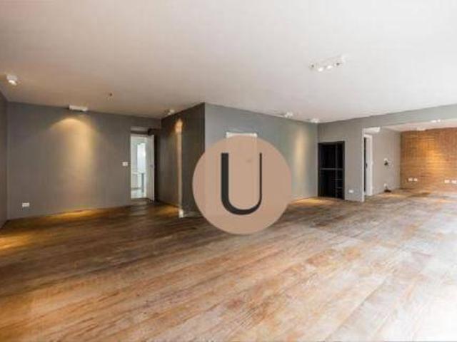 Apartamento Reformado com 186m²