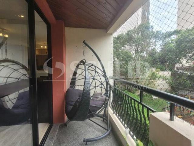 APARTAMENTO REFORMADO COM 105M² 3 DORMS 1 SUÍTE 2 VAGAS CONDOMINIO GENEVE