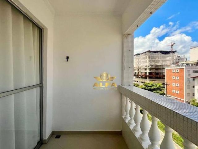 Apartamento reformado com 1 suíte e 1 vaga na Praia das Astúrias – Alfa Imóveis Guarujá