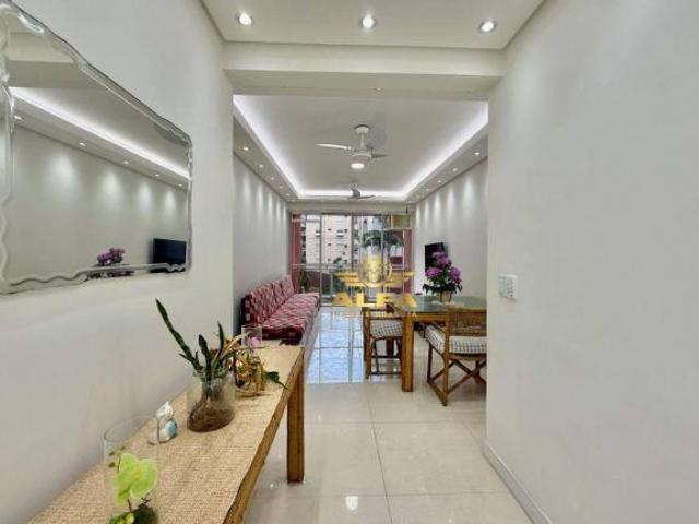 Apartamento reformado com 1 suíte e lazer na Praia da Enseada – Alfa Imóveis Guarujá