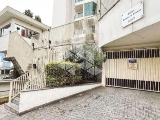Apartamento Reformado com 2 Sacadas e Planejados em Santana