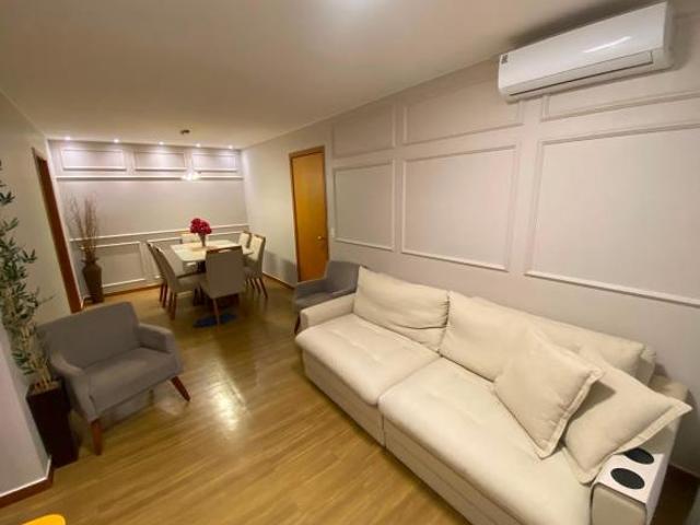 APARTAMENTO REFORMADO COM 2 SUÍTES