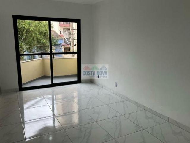 Apartamento Reformado com 3 Dorms na Rua Itaici na bairro Santa Teresinha. Pronto para Morar!