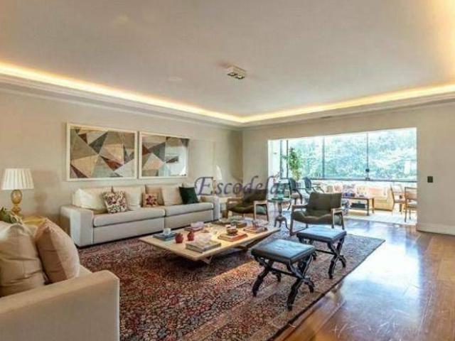 Apartamento Reformado com 3 suítes/ 4 vagas à venda, 305 m² Moema Pássaros São Paulo/SP