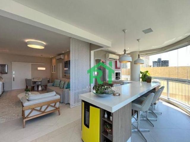 Apartamento reformado com 3 quartos 3 suítes, 2 vagas e lazer à venda em Enseada, Guarujá
