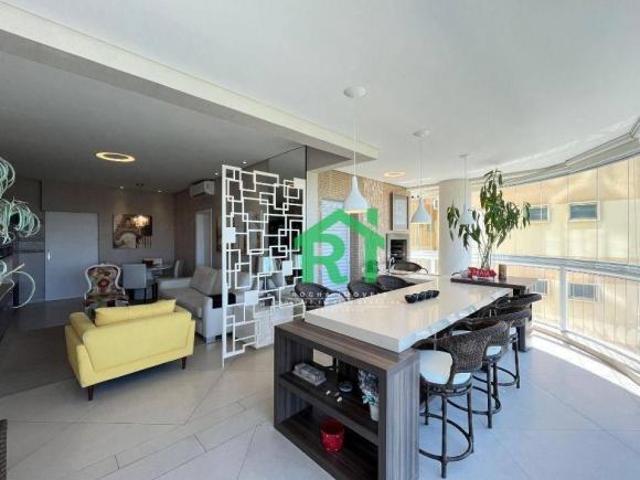 Apartamento reformado com 3 quartos 3 suítes, 2 vagas e lazer à venda em Enseada, Guarujá