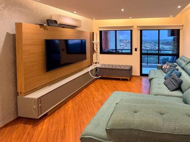 Apartamento reformado com 3 quartos à venda, 100 m² por R$ 1.250.000 Jardim Esplanada São José d