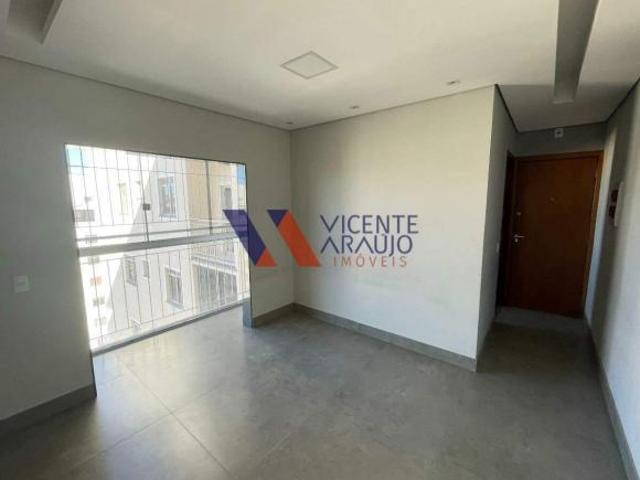 Apartamento Reformado com 3 Quartos e Suíte Condomínio Vitale Ingá