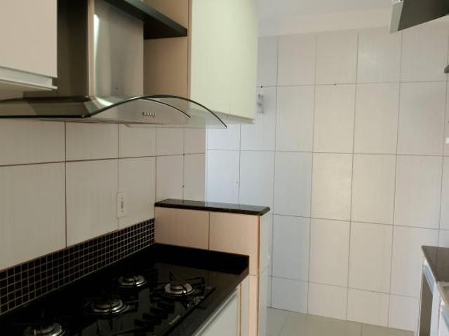 Apartamento reformado Condomínio Jade