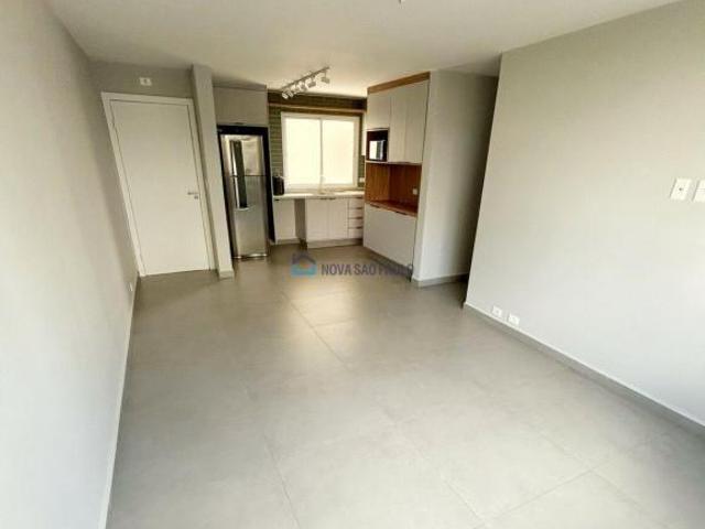 Apartamento Reformado a 500m da Avenida Paulista 3 Dormitórios, 70m², 1 Vaga