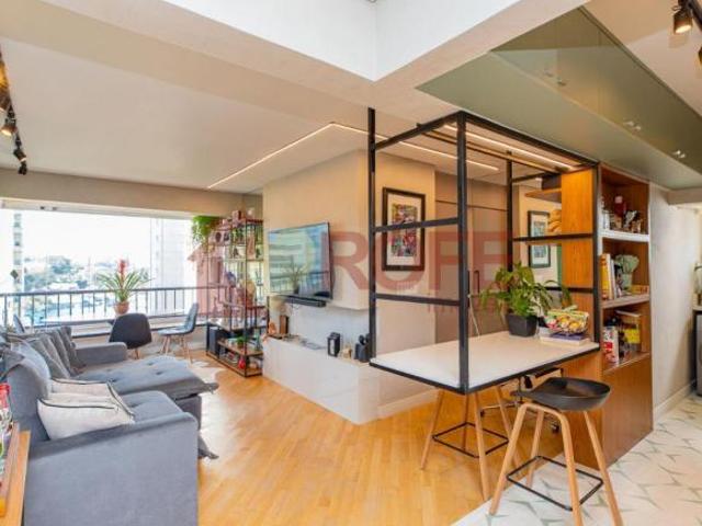 Apartamento reformado à venda, 46m², vista livre, 1 quarto suíte, 1vaga, Brooklin, São Paulo/SP