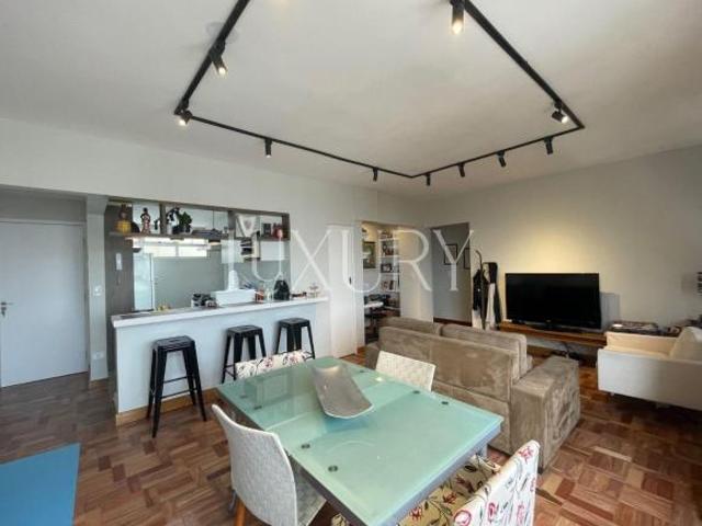 Apartamento Reformado à Venda, 2 Suítes, na Vila Clementino,78m².Reformado com Vista Livre Andar