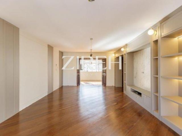 APARTAMENTO REFORMADO À VENDA COM 03 QUARTOS NO BIGORRILHO