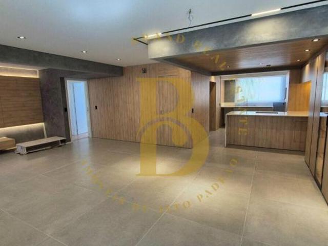 Apartamento reformado á venda de 128m², com 3 dormitórios e 1 vaga no bairro Batel Curitiba