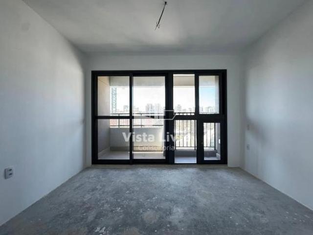 Apartamento reformado a venda em Perdizes