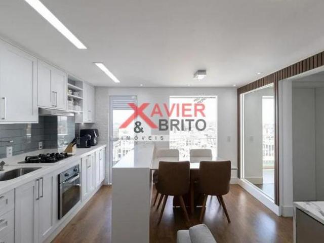 Apartamento reformado à venda na Vila Carmosina, 2 quartos, 1 vaga 46m2, andar alto