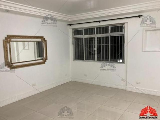 Apartamento reformado a venda na Mooca, Avenida Paes de Barros, com 2 dormitórios 1 suíte, escritó
