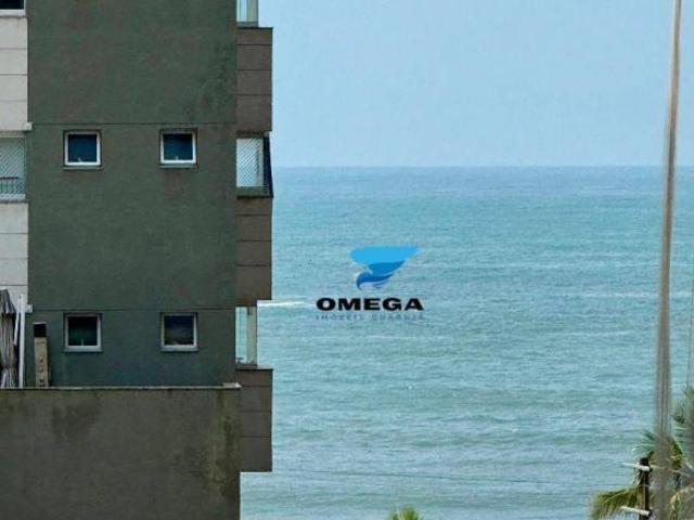 Apartamento reformado á venda na praia das Astúrias no Guarujá I Omega Imoveis