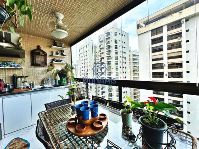 APARTAMENTO REFORMADO À VENDA NA PRAIA DAS PITANGUEIRAS REGIÃO DA BARRA FUNDA