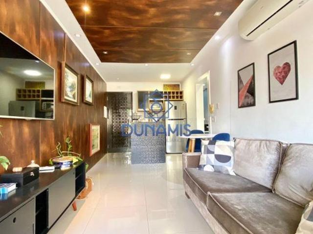 APARTAMENTO REFORMADO Á VENDA NA PRAIA DAS PITANGUEIRAS