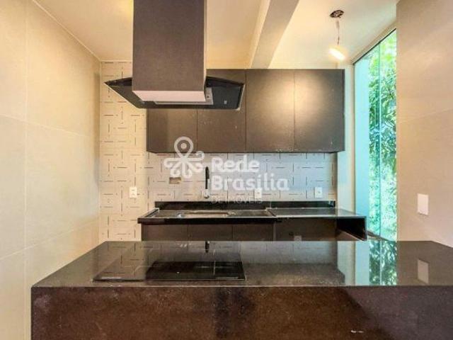 Apartamento Reformado à Venda na SQS 408 Charme, Conforto e Localização Privilegiada