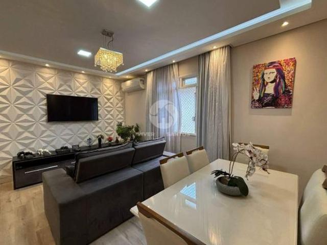 Apartamento reformado à venda no bairro Aparecida — Santos/SP
