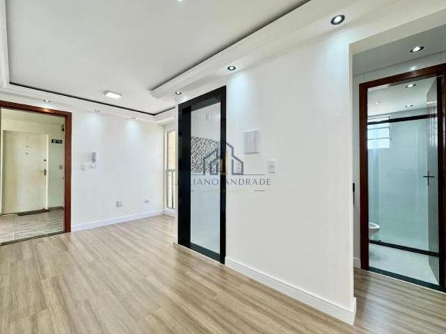 Apartamento reformado à venda no bairro Ouro Fino em São José dos Pinhais