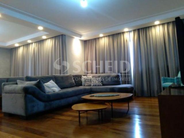 Apartamento Reformado à Venda no Brooklin. Excelente Localização