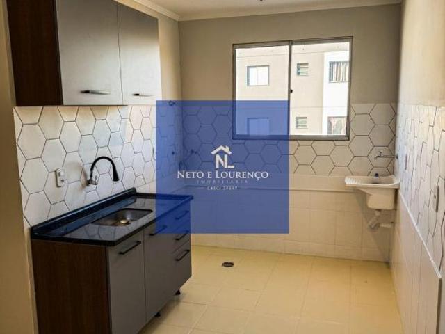 Apartamento Reformado à Venda no Residencial Tupi 1 | 42 m² | 2 Quartos | Jun.