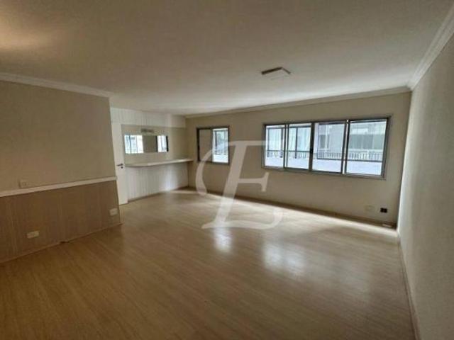Apartamento reformado à venda nos Jardins, 3 quartos, suíte, 2 vagas, próximo à Av. Paulista e metrô