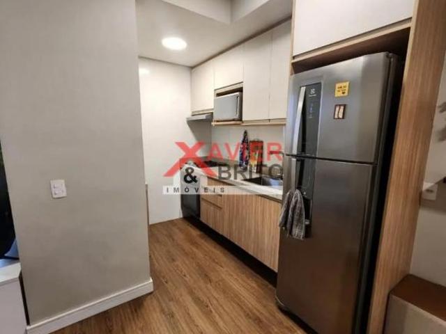 Apartamento Reformado à Venda Próximo ao Metrô Penha, 2 quartos, 1 vaga, 50m2, sacada