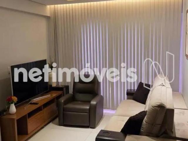 Apartamento Reformado a Poucos Passos do Parque de Águas Claras | Maison Viviane Rinaldi