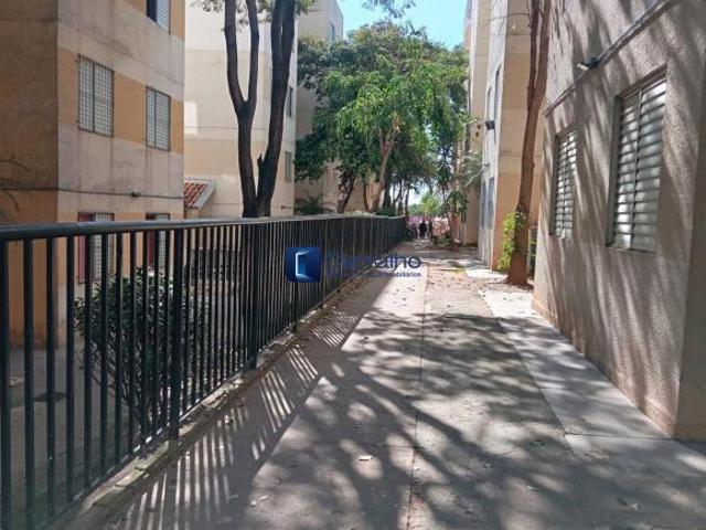 Apartamento Reformado, Aconchegante e Pronto para Morar em Condomínio