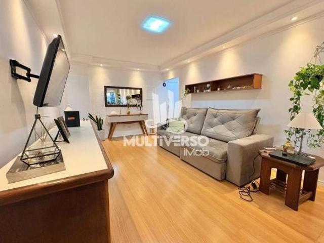 Apartamento reformado aconchegante 2 dormitórios no Campo Grande