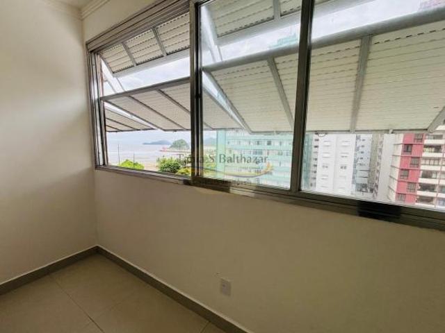 Apartamento reformado. Bairro Pompéia, em Santos/SP